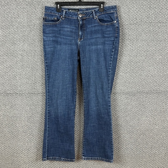 Lee | Jeans | Lee Jeans Womens Curvy Fit Bootcut Size 6 Short Blue Mid ...